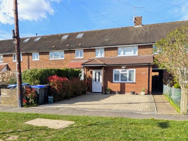 Old Woking, Surrey GU22, 4 bed terraced house to rent, £2,600 pcm | PrimeLocation