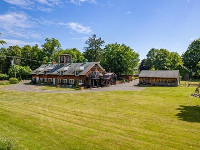 Old Wallingford Rd, Durham, Home For Sale