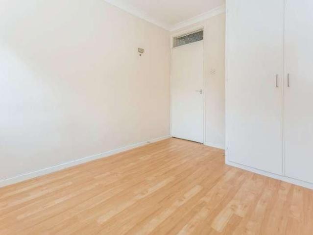 Old Warwick Court, Solihull, B92