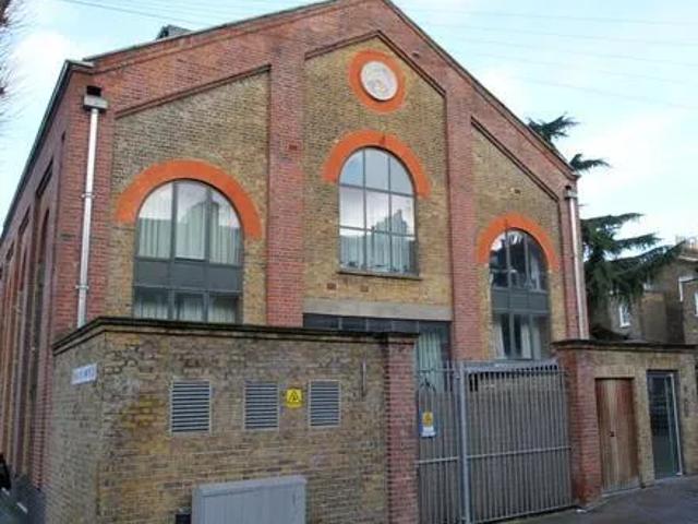 Old Willow Close, Bromley by Bow, London, E3 4NP, United Kingdom | 1 bed apartment for rent #139268690 | Rentberry
