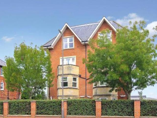 Old Town, Bath Road, Swindon, 2 Bedroom Apartment