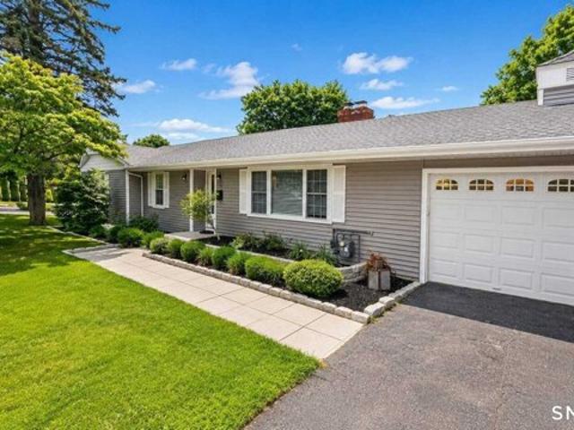 Old Town Dr, Stratford, Home For Sale