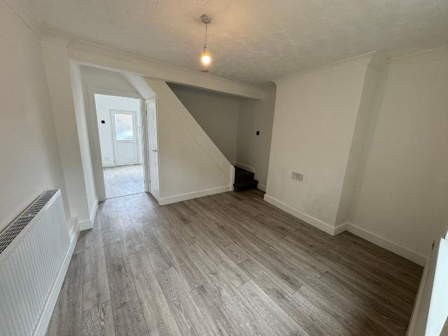 Old Town Lane, Pelsall WS3, 2 bed terraced house to rent, £1,000 pcm | PrimeLocation