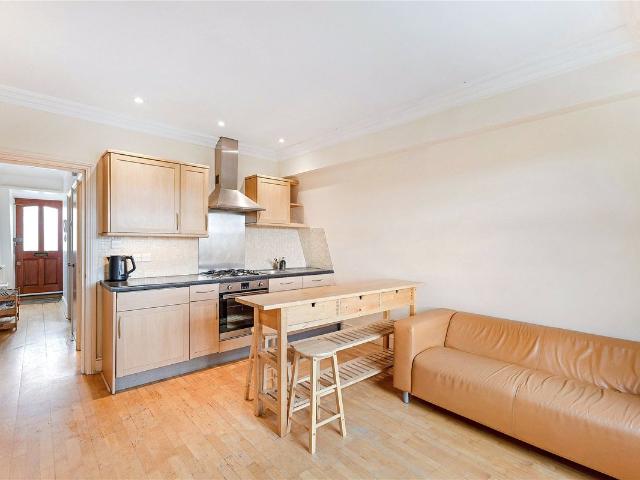 Old Town, London SW4, 1 bed flat to rent, £2,000 pcm | PrimeLocation