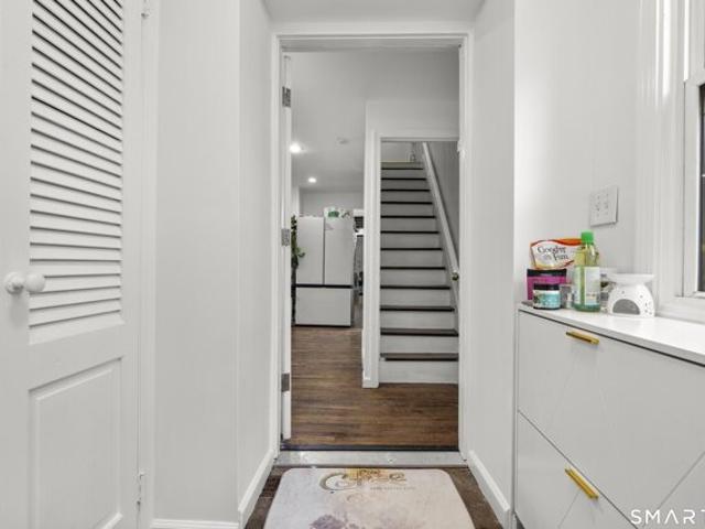 Old Town Rd, Bridgeport, Home For Sale