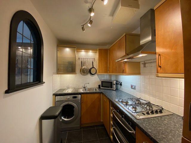 Old Tolbooth Wynd, Old Town, Edinburgh EH8, 2 bed flat to rent, £1,350 pcm | PrimeLocation