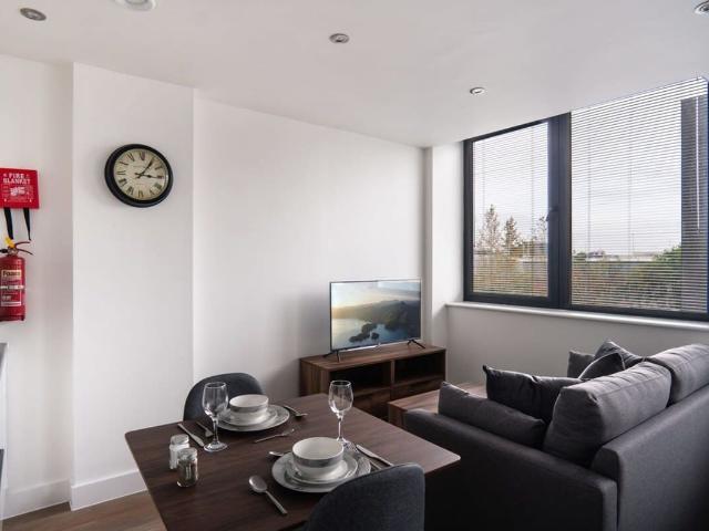 Old Trafford M16, Studio to rent, £1,363 pcm | PrimeLocation