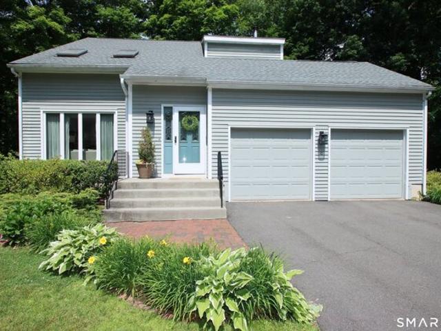 Old Village Ln, Farmington, Home For Sale