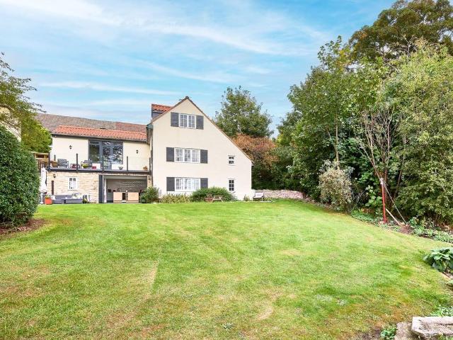 Old Village Street, Burghwallis, Doncaster DN6, 4 bed link detached house to rent, £2,500 pcm | PrimeLocation