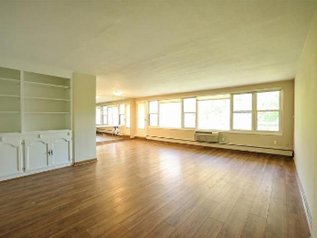 Old York Rd Apt 712 A