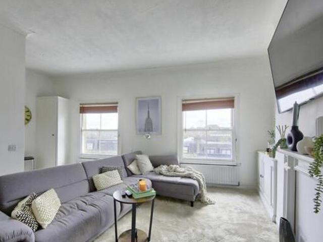 Old York Road, London, 1 Bedroom Flat
