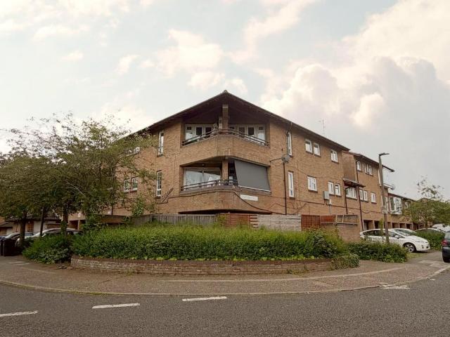Oldbrook Boulevard, Oldbrook, Milton. 1 bed flat to rent £1,050 pcm £242 pw