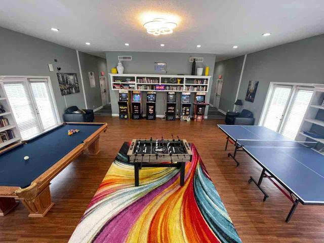 Olde Montgomery 1 Bedroom Apartment for Rent at 7950 Village Dr, Cincinnati, OH 45242