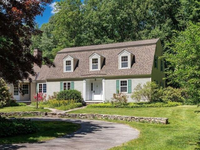Olde Rd, Hampton, Home For Sale