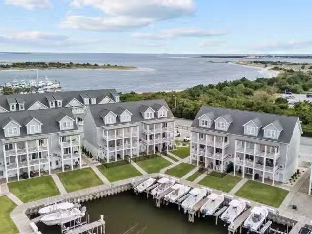 Olde Towne Yacht Club, MOREHEAD CITY, NC 28557