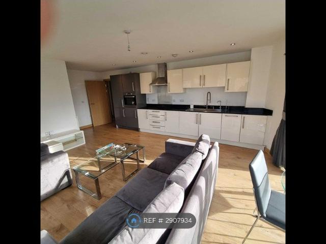 Oldfield Place, Dartford DA1, 2 bed flat to rent, £1,750 pcm | PrimeLocation