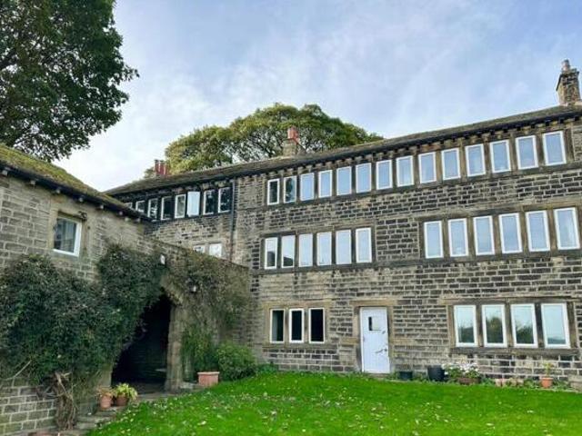 Oldfield Road, New Hagg Farm, Honley, 4 Bedroom House