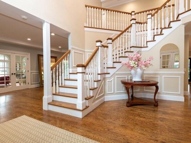 Oldham Rd, Arlington, Home For Sale