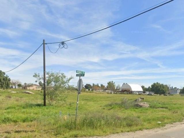 Oleander Ave, Perris, CA 92570
