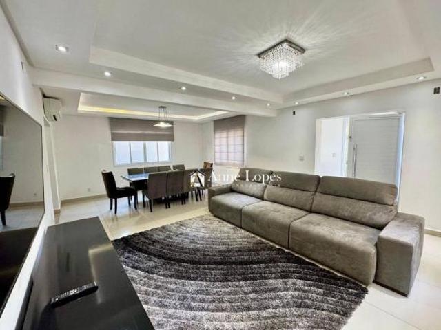 OLHA ESSE LINDO SOBRADO TRIPLEX ISOLADO NO JOSÉ MENINO EM SANTOS! PORTEIRA FECHADA! AQUI NA ANNE L