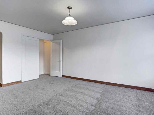Olive Tower Studio Apartment for Rent at 1624 Boren Ave, Seattle, WA 98101 Central Business District