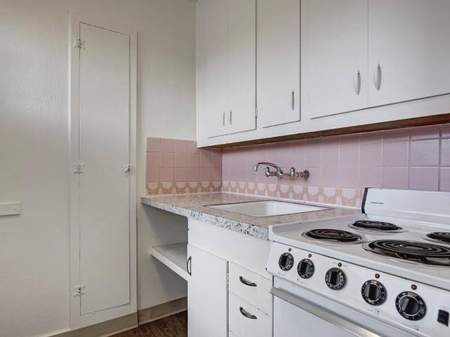 Olive Tower Studio Apartment for Rent at 1624 Boren Ave, Seattle, WA 98101 Central Business District