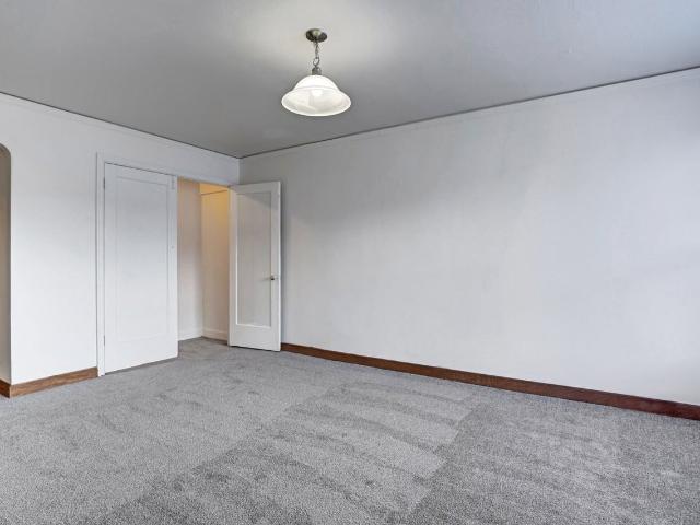 Olive Tower Studio Apartment for Rent at 1624 Boren Ave, Seattle, WA 98101 Central Business District
