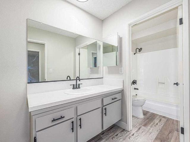 Olive View Gardens 1 Bedroom Apartment for Rent at 14500 Olive View Dr, Los Angeles, CA 91342 Sylmar