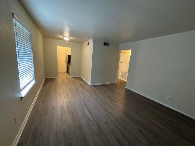 Olive at Vernon 2 Bedroom Apartment for Rent at 2211 S Vernon Ave, Dallas, TX 75224