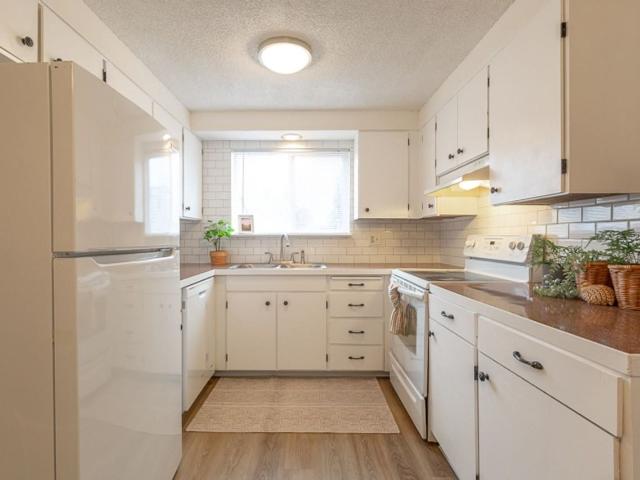 Olive Park Avenue Apartments Studio Apartment for Rent at 1729 Park Ave Ne, Salem, OR 97301 Lansing