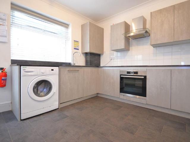 Olive Road, London W5 4JH 5 bed terraced house to rent £4,650 pcm £1,073 pw