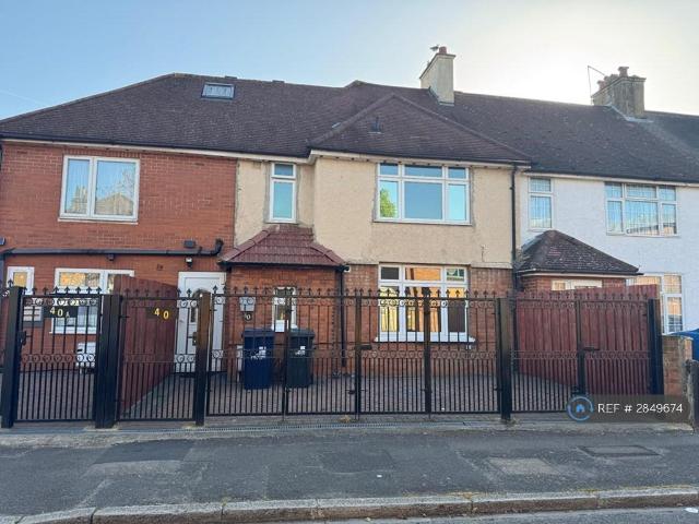 Olive Road, London, W5 5 bed terraced house to rent £4,600 pcm £1,062 pw