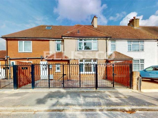Olive Road, London, W5 5 bed terraced house to rent £4,650 pcm £1,073 pw