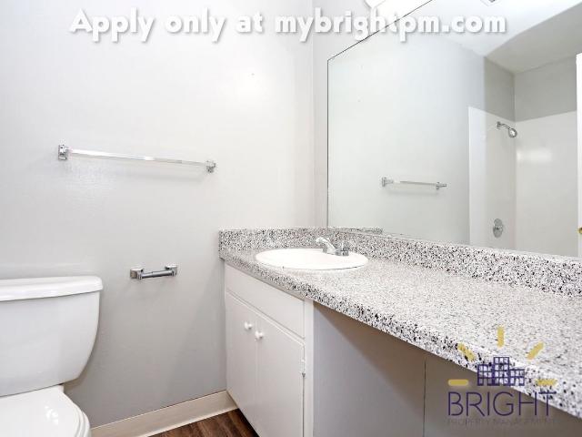 Olive Square 2 Bedroom Apartment for Rent at 8670 Fair Oaks Blvd, Carmichael, CA 95608