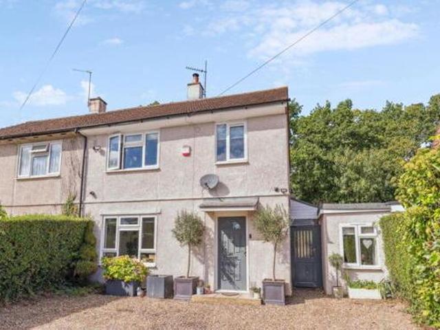 Oliver Close, Park Street, 3 Bedroom Semi detached