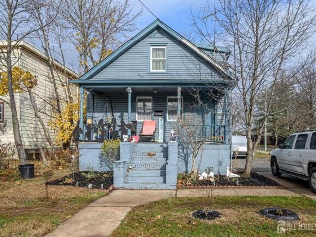 Oliver Ave, New Brunswick, Home For Sale