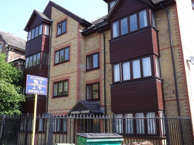 Oliver Grove, South Norwood SE25, 1 bed flat to rent, £1,325 pcm | PrimeLocation
