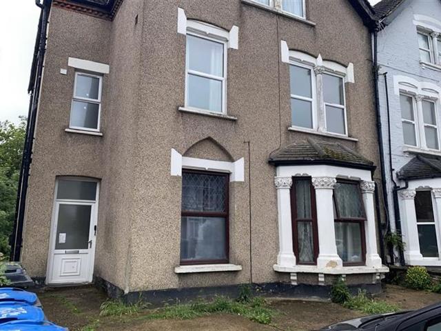 Oliver Grove SE25, 2 bed flat to rent, £1,750 pcm | PrimeLocation