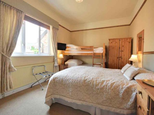 Oliver House,, SE16