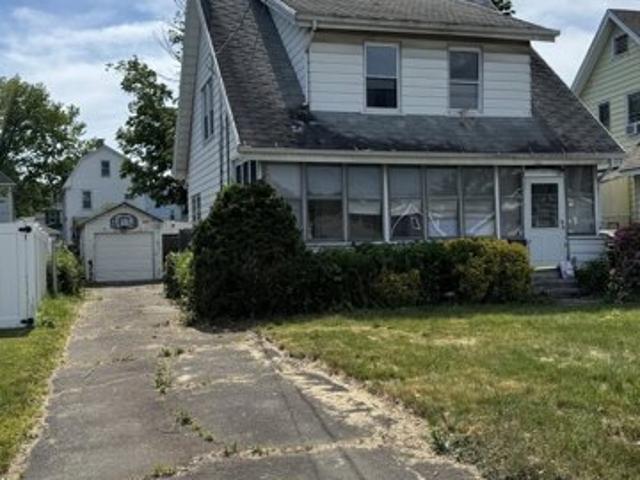 Oliver Ln, West Haven, Home For Sale