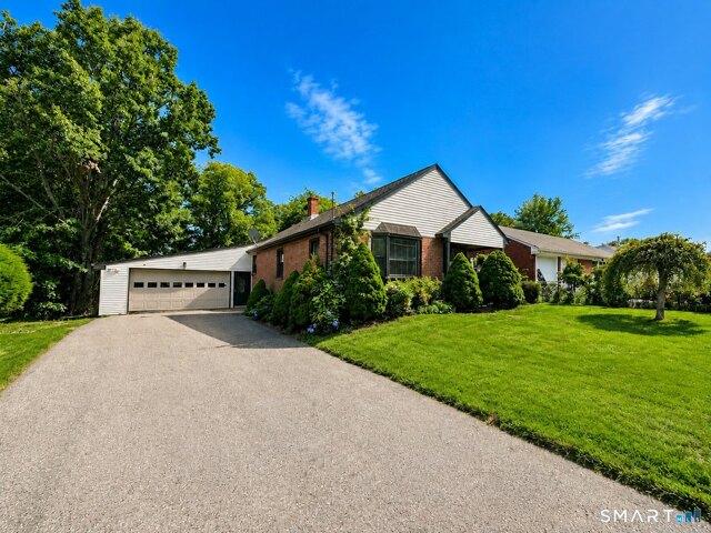Oliver St, Torrington, Home For Sale