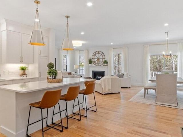 Oliver Pond Cir Unit,franklin, Condo For Sale