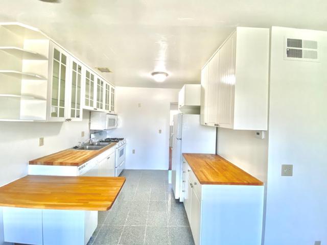 Olivera Apartments 1 Bedroom Apartment for Rent at 100 W Via Olivera, Palm Springs, CA 92262