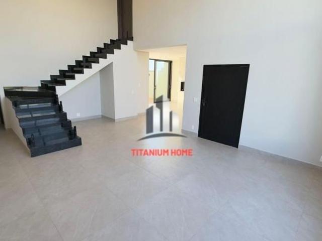 Olivio Franceschini Casa de 4 dorm sendo 2 suite e Piscina no Condomínio Olivio Franceschini