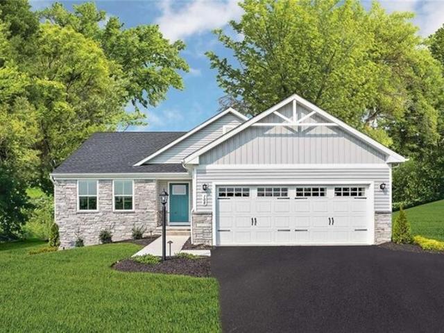 Olivia Dr, Monaca, Home For Sale