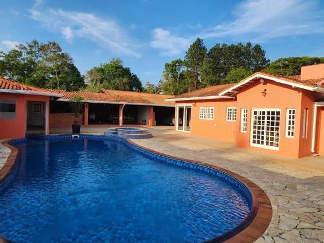 OLindo Imóvel Térreo 610m2 de construção com toda infra estrutura piscina 80000L