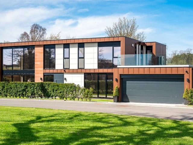 Ollerton Oak Grove, Ollerton. 4 bed detached house to rent £8,000 pcm £1,846 pw