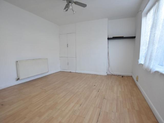 Olton Avenue, Nottingham NG9, 2 bed property to rent, £845 pcm | PrimeLocation