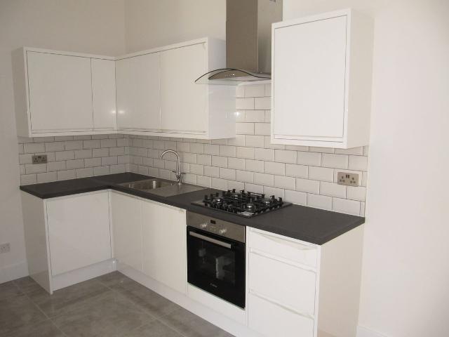 Olympia House, The Ridgeway, Iver, Buckinghamshire SL0, 1 bed flat to rent, £1,000 pcm | PrimeLocation