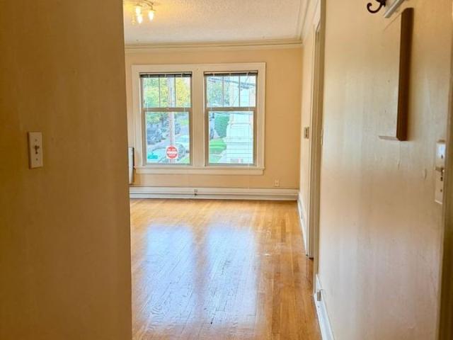 Olympic Arms / Grayson 1 Bedroom Apartment for Rent at 201 201 & 209 W Olympic Pl, Seattle, WA 98119 West Queen Anne